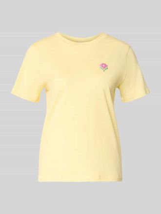 Ichi T-Shirt mit floralem Stitching Modell Aminna