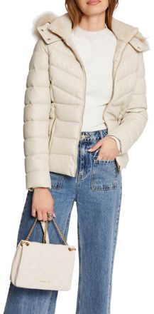 Morgan 242-Gkidia-Werbung, Ivoire, 40 Frau