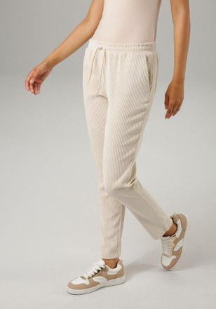 Aniston Schlupfhose aus trendigem, elastischen Cord