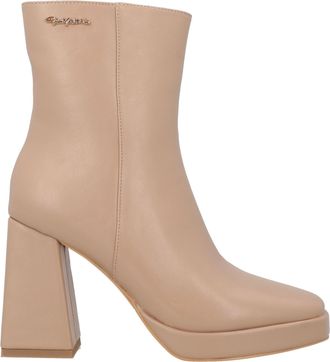 Gai Mattiolo LOVE TO LOVE