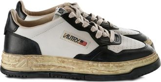 Autry Low-Top Sneaker - Sneakers White - Gr. 45 (EU) - in Wei&szlig; - f&uuml;r Damen