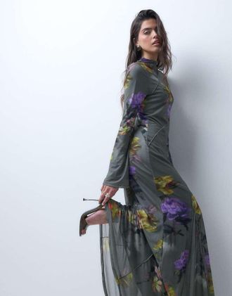 Asos robe longue en tulle imprim&eacute; &agrave; col montant et godets, imprim&eacute; floral violet-Multi