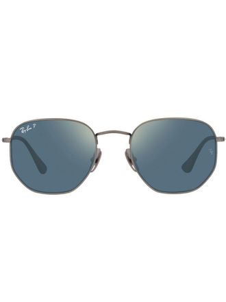 Ray-Ban lunettes de soleil RB8148 &agrave; monture hexagonale - Gris