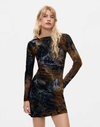 Desigual robe courte flock&eacute;e en bleu