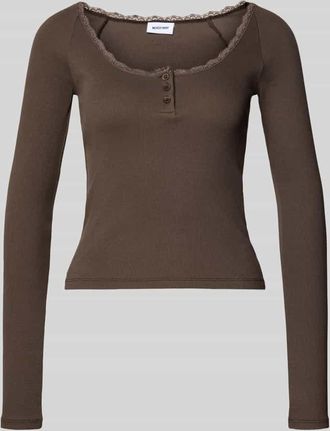 Noisy May Longsleeve in Ripp-Optik mit Spitzenbesatz Modell MAYA