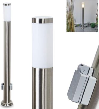 HOFSTEIN Außenwegeleuchte Sessa, moderne Sockelleuchte aus Metall/Kunststoff in Nickel-Matt/Weiß, Steckdosen, Wegeleuchte 110 cm, Gartenlampe, E27, Gartenbeleu