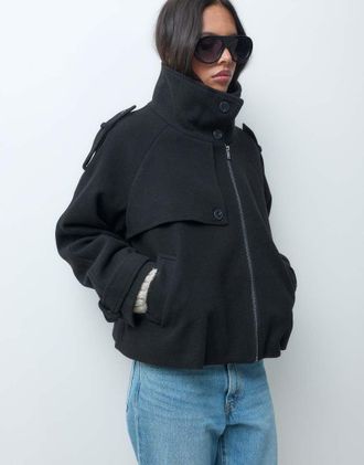 Asos cropped eleganter Cape-Mantel mit Stehkragen in Schwarz
