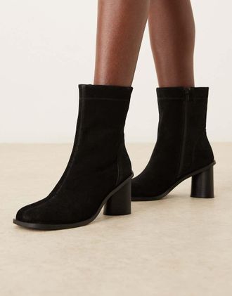 Asos Rex - Stiefeletten aus Wildleder in Schwarz mit runder Zehenpartie