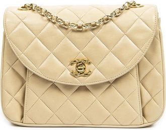 Chanel Crossbody Bags - Rare Vintage Small Bijoux Curve Flap - Gr. unisize - in Beige - f&uuml;r Damen