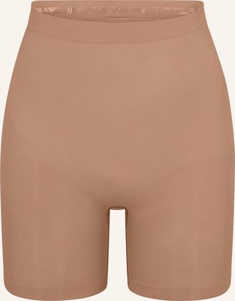 SKIMS Skims Shape-Slip Seamless Sculpt beige