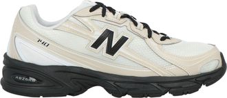 New Balance 740