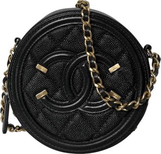 Chanel Hobo Bags - Chanel Runde CC Filigree Clutch aus Kaviarleder Sc - Gr. unisize - in Schwarz - f&uuml;r Damen