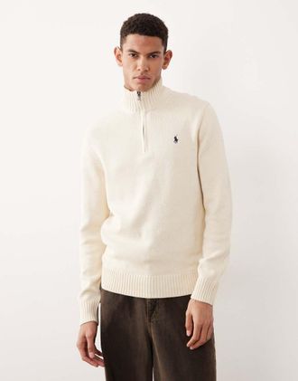 Polo Ralph Lauren Schwerer Strickpullover aus Baumwolle in Creme mit kurzem Reißverschluss und Pony-Logo-Weiß