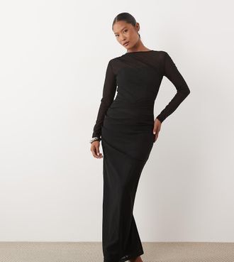 Tfnc Petite Robe longue en tulle transparent avec manches longues en jersey - Noir
