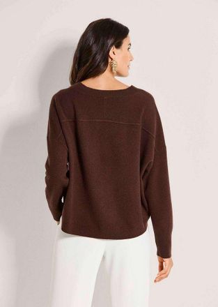 Madeleine Strickpullover Oversize-Pullover mit V-Ausschnitt Basicpulli mit verl&auml;ngertem R&uuml;cken, Rippenabschl&uuml;ssen und Langarm