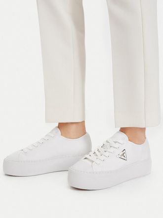 Guess Sneakers aus Stoff Guess FLJJZ3 FAB12 Wei&szlig;