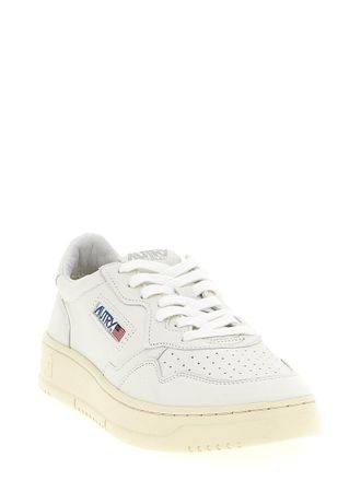 Autry Medalist Low Sneaker - White