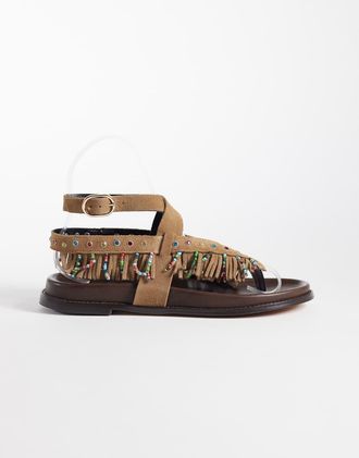 Steve Madden Wendell - Flache Sandalen aus kastanienbraunem Wildleder mit verzierten Fransen