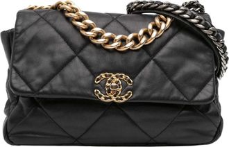Chanel Sac bandouli&egrave;re matelass&eacute; pr&eacute;-poss&eacute;d&eacute; - Femme - Pre-owned - Noir - Taille: ONE Size