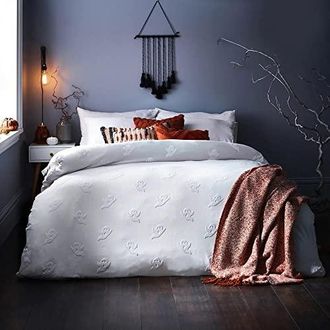furn. Das Linen Yard Ghost Tufted Halloween Bettbezugsset aus 100% Baumwolle, White