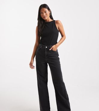 New Look Petite Adalae - Jeans in Schwarz mit weitem Bein