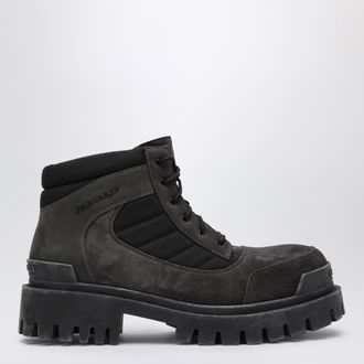 Balenciaga Herren Combat Strike Schn&uuml;rstiefel aus Nubuk braun/schwarz