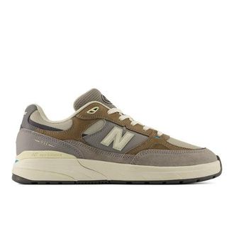 New Balance Unisex NB Numeric Andrew Reynolds 933 in Grau/Blau, Wildleder/Mesh, Gr&ouml;&szlig;e 38.5