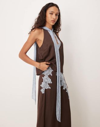 Never Fully Dressed Hochgeschlossenes Oberteil in Schokobraun mit Spitzenborte, Kombiteil-Brown