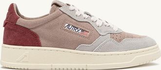 Autry BASKETS MEDALIST LOW TRICOLOR EN DAIM BOURGOGNE ROSE CANNEL ET NUAGES