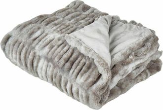 Beliani Tagesdecke MACODES Webpelz 150 x 200 cm Grau