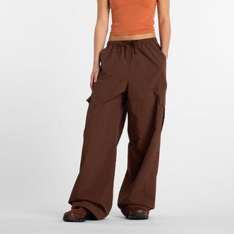New Balance Damen Woven Cargo Pant in Braun, Polywoven, Gr&ouml;&szlig;e XL