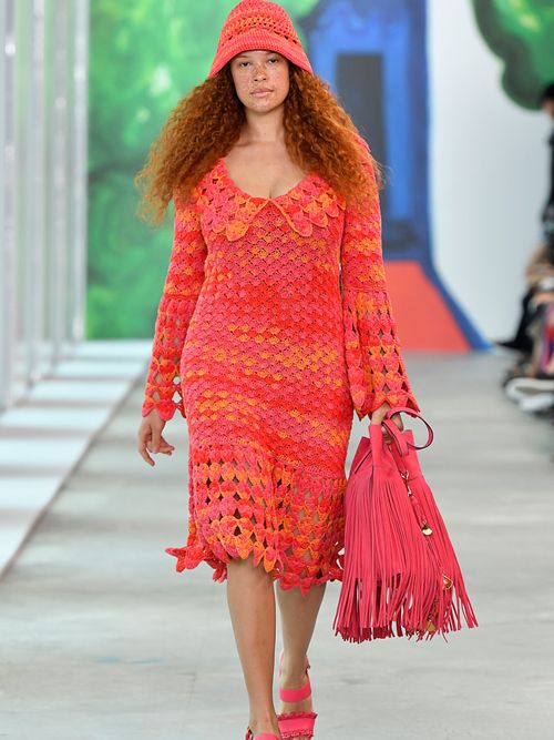 Curvy Model Sabina Karlsson am Laufsteg für Designer Michael Kors