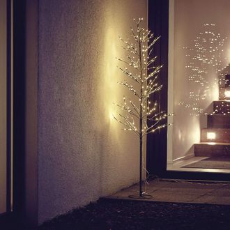 Sirius LED Leuchtbaum Alex Tree braun schneebedeckt - 160 LED warmwei&szlig; - H&ouml;he 120 cm - f&uuml;r den Au&szlig;enbereich geeignet - mit Standfu&szlig; aus Metall - Zuleitung 8 