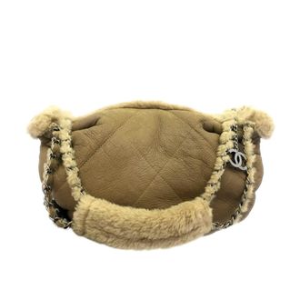 Chanel Vintage Soft Tan Shearling shoulder bag