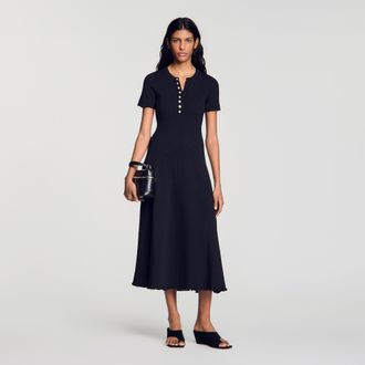 Sandro Langes Rippstrickkleid