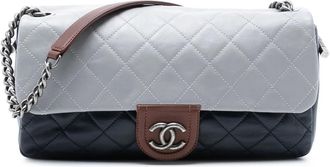 Chanel Hobo Bags - Large Tricolor Quilted Lambskin Country Chic Flap - Gr. unisize - in Blau - f&uuml;r Damen