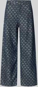 adidas Originals Wide Fit Jeans mit Eingrifftaschen