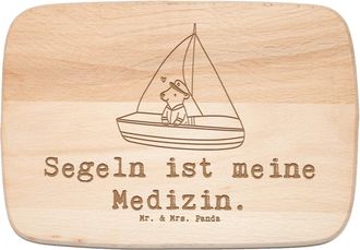 Mr. & Mrs. Panda Fr&uuml;hst&uuml;cksbrett B&auml;r Segeln - Geschenk, Fr&uuml;hst&uuml;cksbrettchen, Sport, jausenbrett, Segelt&ouml;rn, Segelschule, Schneidebrett, Holzbrettchen, Segelboot, Yacht