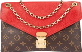 Louis Vuitton Crossbody Bags - Louis Vuitton Canvas Monogram Pallas Chain Crossbo - Gr. unisize - in Braun - f&uuml;r Damen