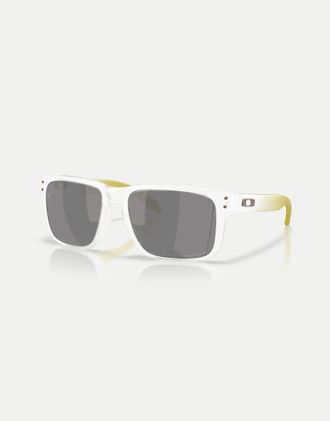 Oakley Holbrook Limitless Collection - Lunettes de soleil carr&eacute;es avec verres polaris&eacute;es miroir marron - Mat transparent