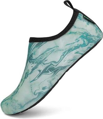 Saguaro Chaussures de Plage pour Homme Femme Séchage Rapide Aquatiques Chaussettes Léger À laise Chaussons de Piscine Antidérapant Chaussures de Bain Vert Eau