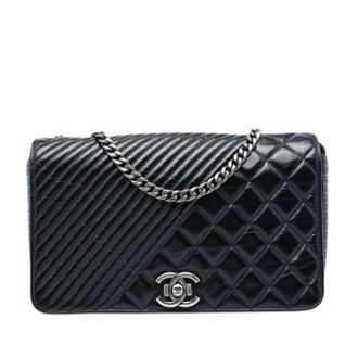 Chanel Sac bandouli&egrave;re matelass&eacute; doccasion - Femme - Pre-owned - Noir - Taille: ONE Size