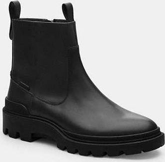 Coach Caiden Stiefel