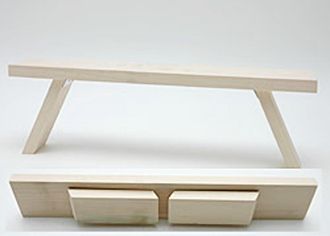 Health & Beauty Schwibbogenuntersatz aus Holz Lichterbogenuntersatz Fensterbank 40 x 7 x 11,5 cm mit klappbaren F&uuml;&szlig;en Schwibbogen Untersatz Sockel