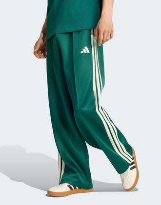 adidas Stadium Hose mit weitem, offenem Saum in Collegiate Green-Gr&uuml;n