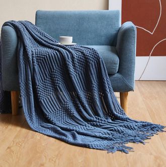 Generic Gestrickte Decke Boho SofadeckeDecke Strick Decke Tagesdecke Weiches und warmes Wohnzimmer Dekorative W&uuml;rfe f&uuml;r Sofa und Couch 130X220CM