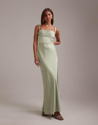 Asos Linvit&eacute;e - Robe longue en satin avec jupe droite et buste drap&eacute; - Vert sauge