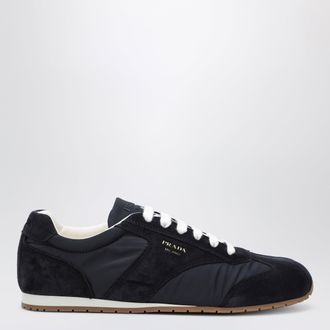 Prada Blaue Sneakers aus Stoff und Wildleder