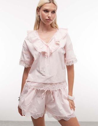 Daisy Street Kastige Bluse in Rosa mit Bindekragen und Spitzenborte, Kombiteil