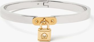 Kate Spade New York Kate Spade Lock And Spade Armreif Mit Anh&auml;nger f&uuml;r Frauen in Silber Gold